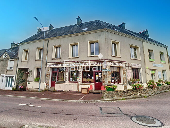 Maison à vendre - Saint-Sauveur-le-Vicomte - 8 pièces - 3 chambres