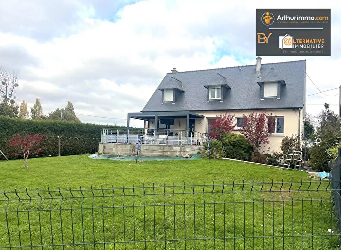 Maison à vendre - Châteaubourg - 9 pièces - 7 chambres