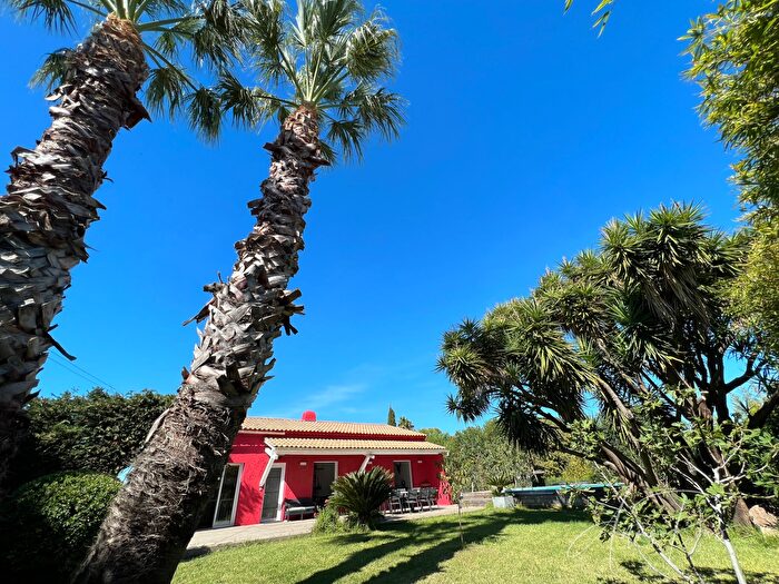 Maison 5 pièces à vendre à Hyères, Costebelle, Almanarre