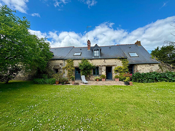 Maison 6 pièces à Le Louroux-Béconnais, à vendre