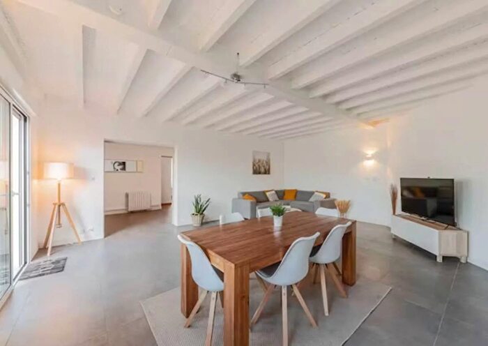 Cenon, Mairie, Lissandre : Maison 4 pièces à louer