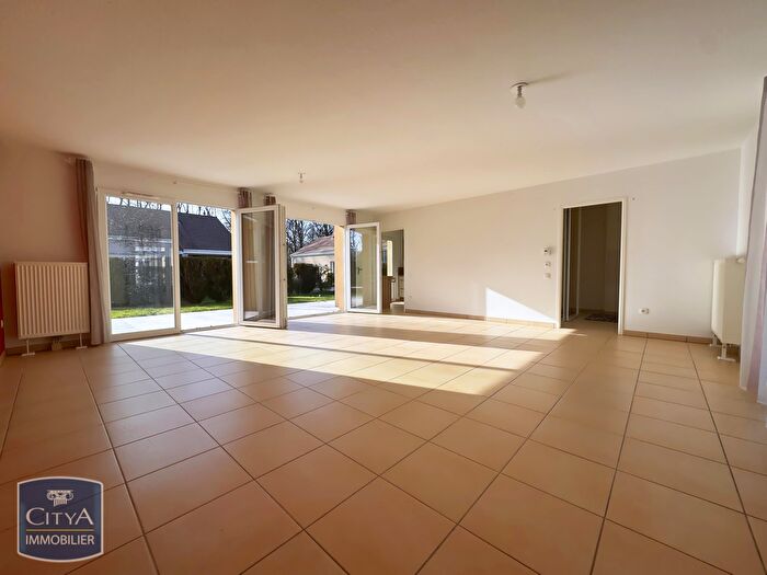 Maison 4 pièces à Rambouillet, Villeneuve, Hippodrome, à vendre