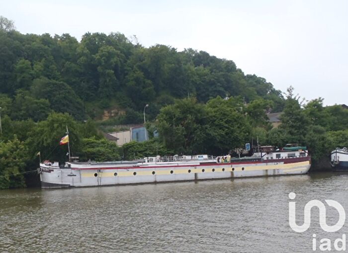 Maison à vendre - Creil, Rive gauche - 6 pièces - 4 chambres