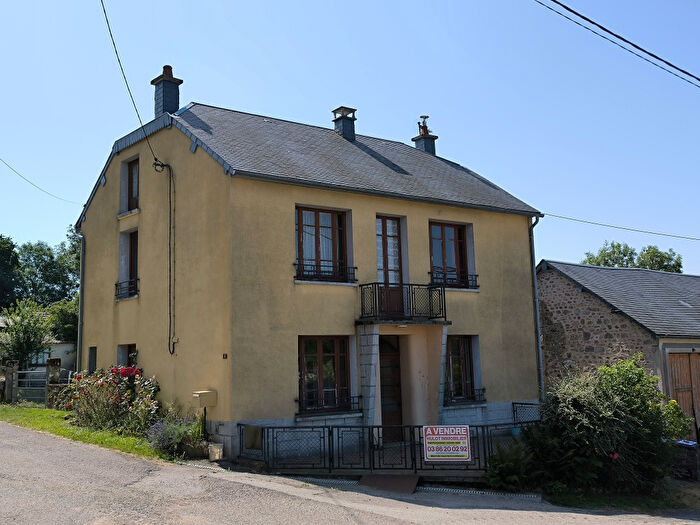 Maison à vendre - Ouroux-en-Morvan - 6 pièces - 4 chambres