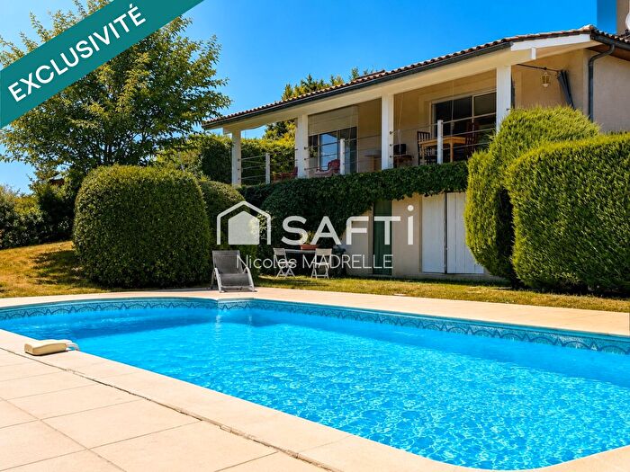 Vérac : Maison 4 pièces à vendre