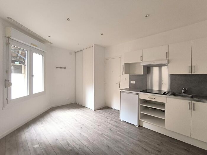 Appartement 2 pièces à Nantes, Centre-ville, à louer