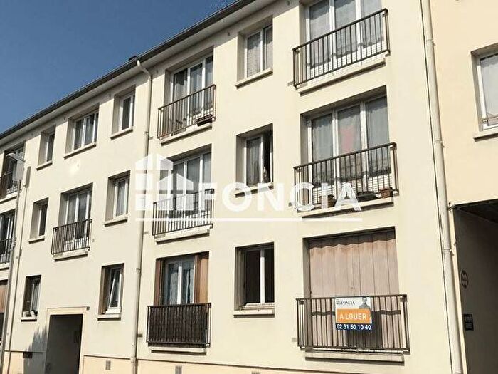 Sud Est, Cormelles-le-Royal : Appartement 1 pièce à louer