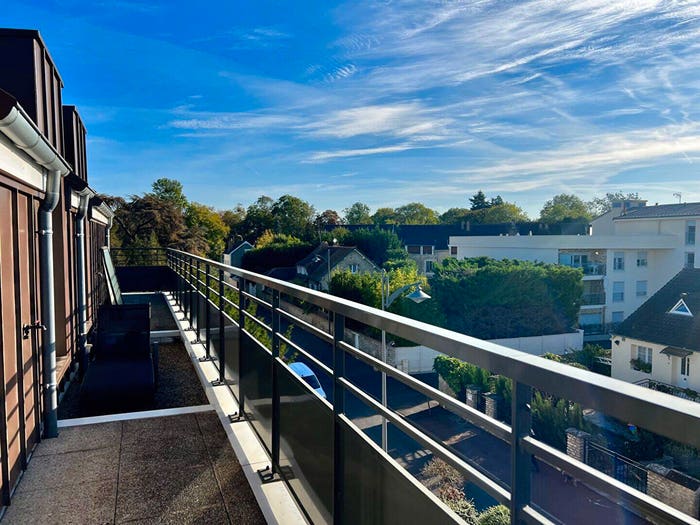 Leclerc-Centre Ouest, Brie-Comte-Robert : Appartement 3 pièces à louer