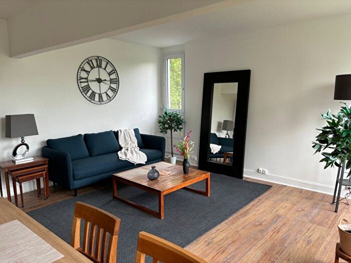 Appartement à louer - Edouard Vaillant-Vauban-Barbieux, Roubaix - 3 pièces - 2 chambres