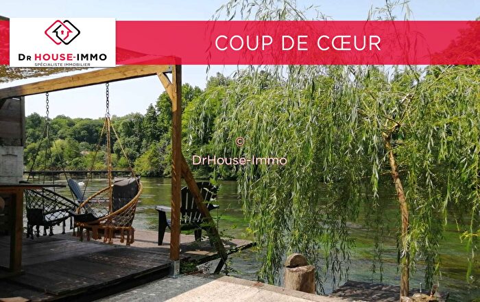 Maison à vendre - Ruelle-sur-Touvre - 5 pièces - 3 chambres