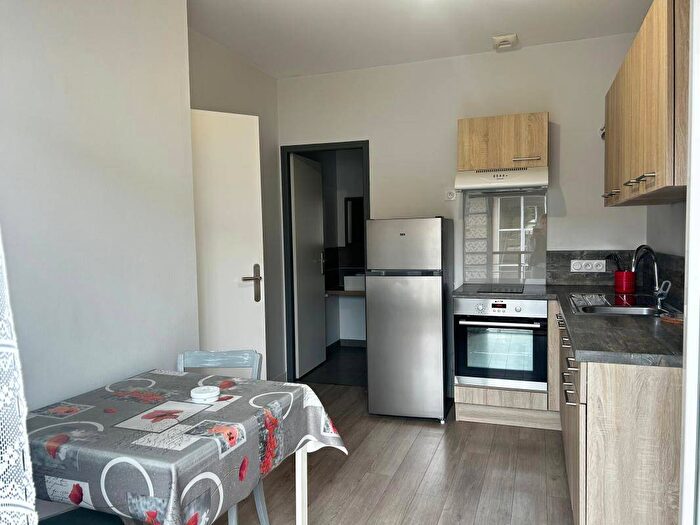 Appartement à louer - Saint Pierre, Dax - 2 pièces - 1 chambre