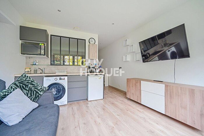 Carnot Gambetta, Suresnes - Appartement 2 pièces à louer