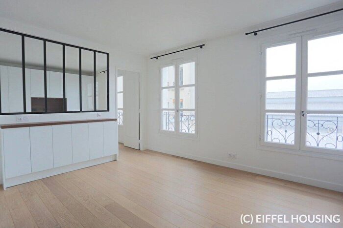 Appartement à louer - Montmartre, Paris ème arrondissement - 2 pièces - 1 chambre