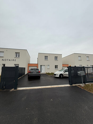 Maison à louer - Rougemont-le-Château - 5 pièces - 3 chambres