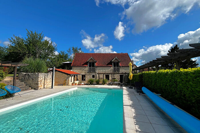 Maison 4 pièces à vendre à Gourdon