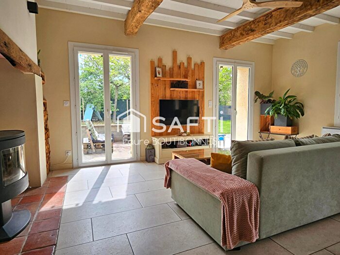 Maison 5 pièces à Saint-Sulpice-la-Pointe, à vendre