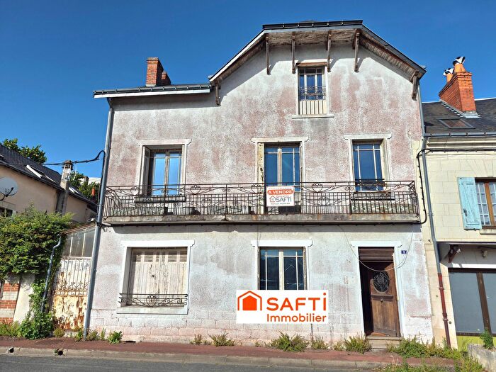 Maison 5 pièces à Descartes, à vendre