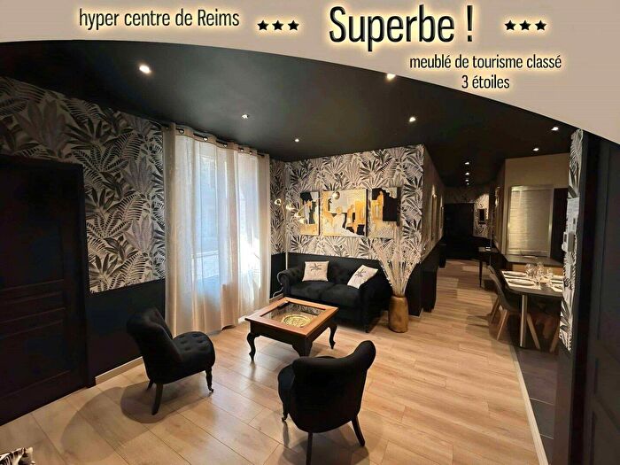 Appartement à louer - Centre Ville, Reims - 4 pièces - 2 chambres