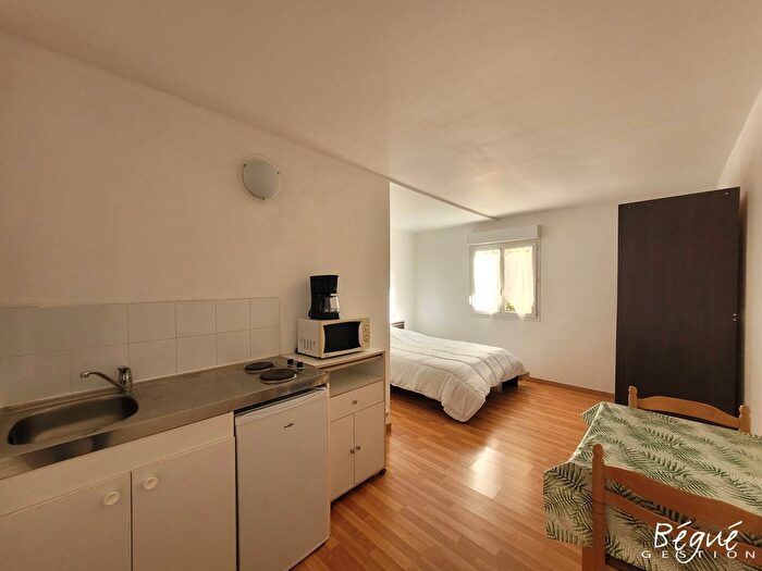 Appartement 1 pièce à Brax, à louer