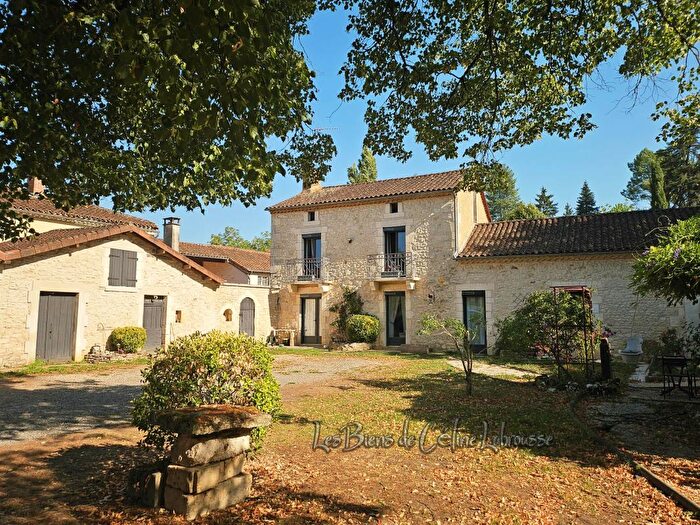 Maison 6 pièces à vendre à Ligueux