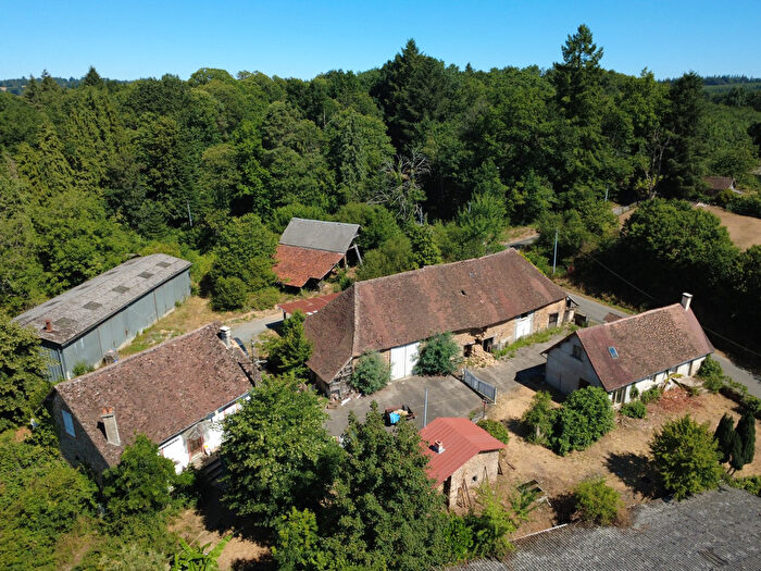 Coussac-Bonneval - Maison 5 pièces à vendre