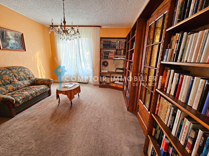 Maisons à vendre et appartements à louer - 3