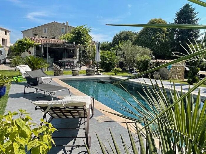 Maison à vendre - Vernègues - 5 pièces - 3 chambres