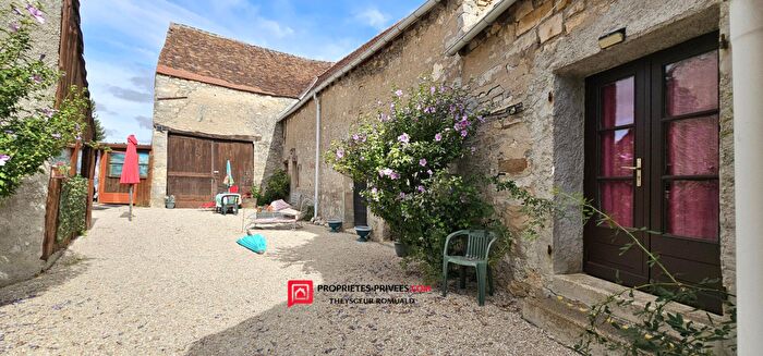 Maison 9 pièces à vendre à Aufferville