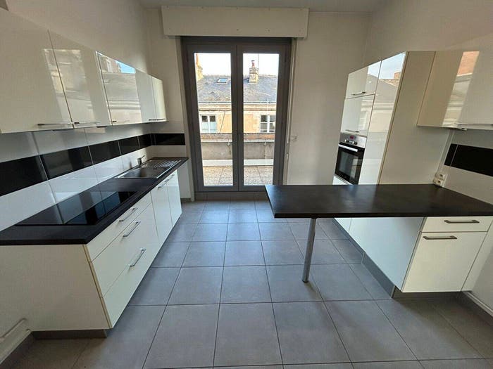 Appartement 4 pièces à louer - Trois Quartiers-Centre Ville, Poitiers