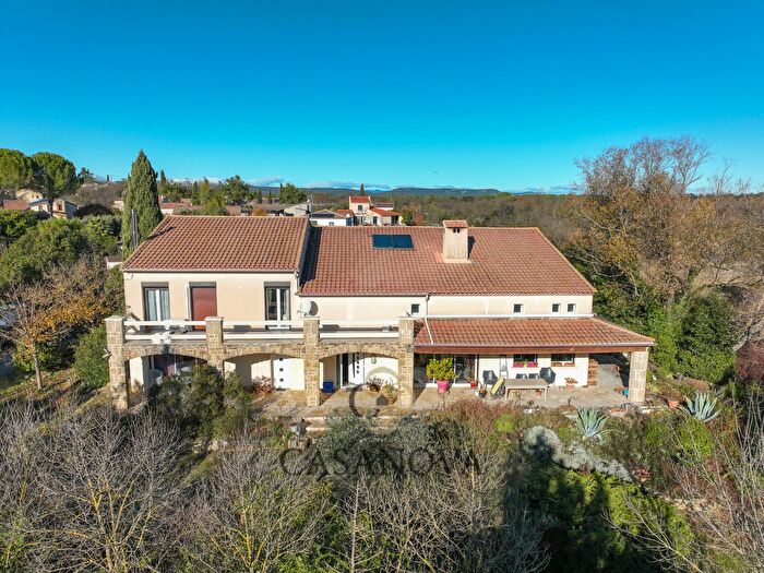 Maison à vendre - Saussines - 8 pièces - 5 chambres