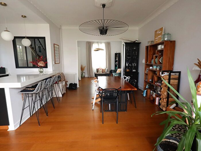 Maison à vendre - Le Bouscat, Barrière du Médoc - 6 pièces - 4 chambres