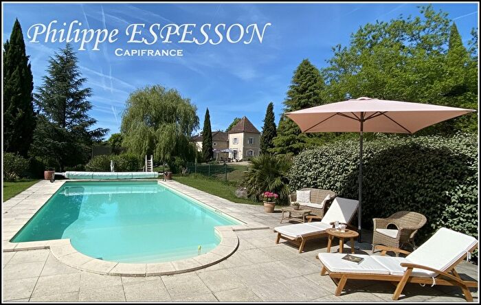 Maison à vendre - Saint-Martin-Petit - 7 pièces - 6 chambres