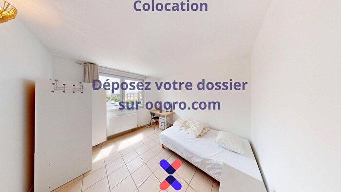 Maison 9 pièces à Lamartine, Mons-en-Barul, à louer