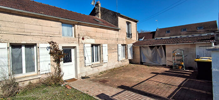 Maison à vendre - Orrouy - 8 pièces - 3 chambres