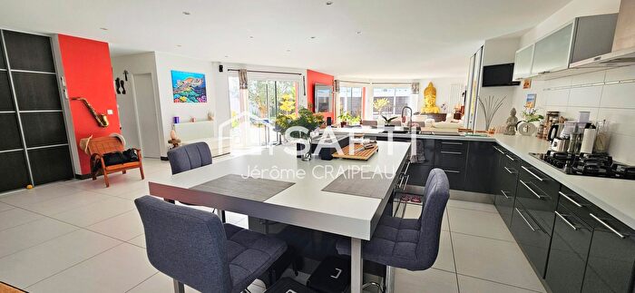 Maison à vendre - Château-dOlonne, Les Soulardières, Mairie - 7 pièces - 4 chambres