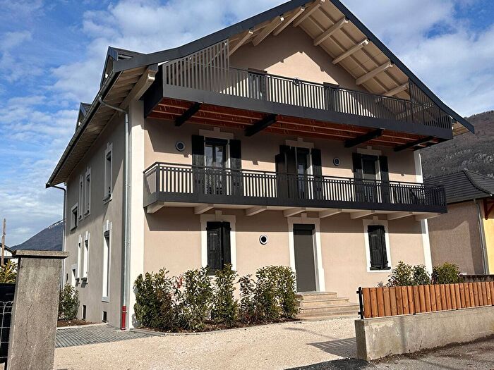 Appartement à louer - Doussard - 3 pièces - 2 chambres