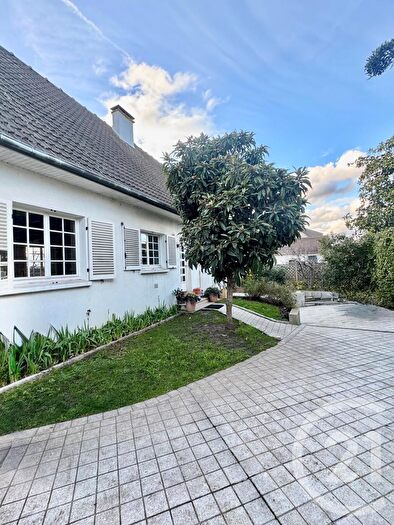 Maison à vendre - Sartrouville, Les Dix Arpents - 7 pièces - 5 chambres