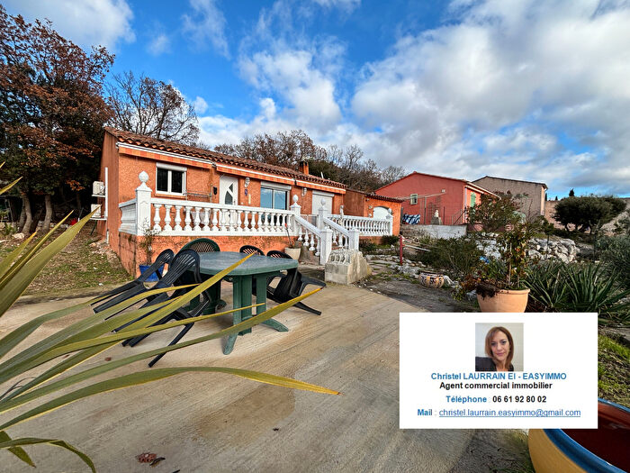 Maison à vendre - Régusse - 4 pièces - 3 chambres