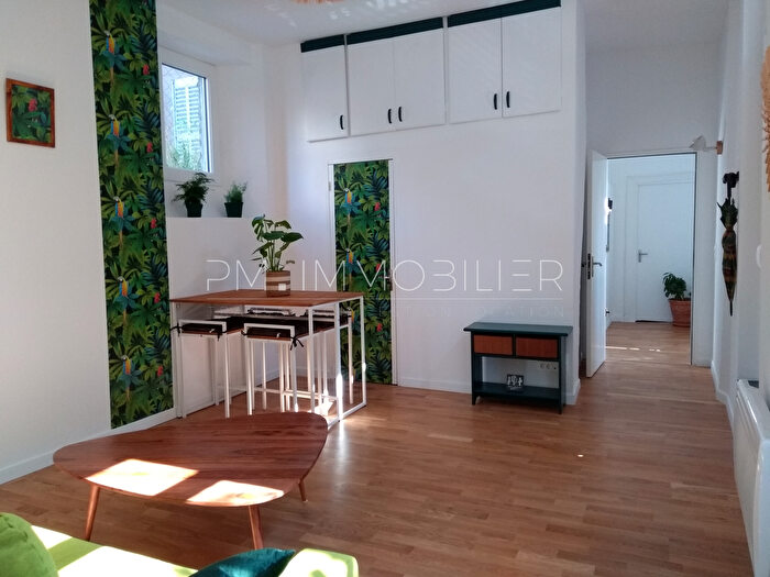 Appartement 3 pièces à Marseille 1er, Saint-Charles, à vendre