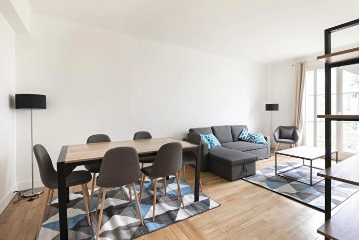 Appartement 3 pièces à vendre - Levallois-Perret, Front de Paris