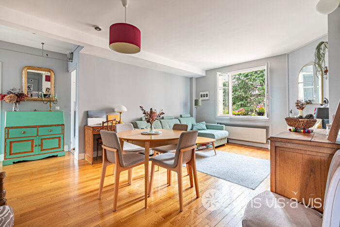 Appartement 4 pièces à vendre à Courbevoie, Marceau République