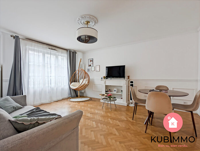 Appartement à vendre - Bussy-Saint-Georges, Violennes, Village - 2 pièces - 1 chambre