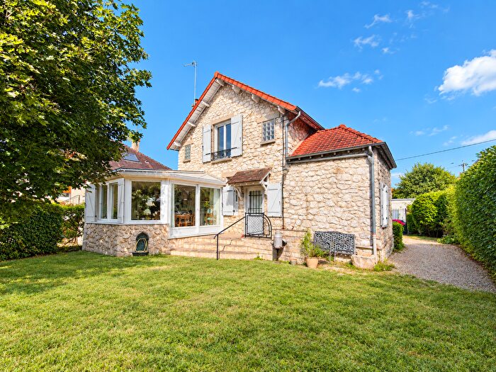 Moret-sur-Loing - Maison 5 pièces à vendre