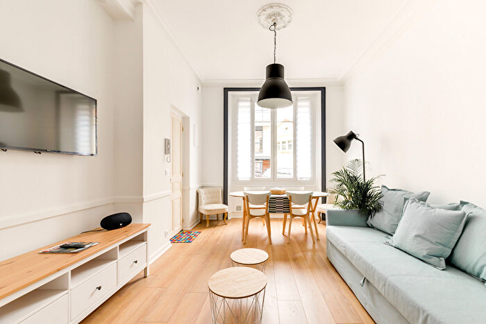 Appartement à louer - Quartiers Ouest, Arsenal, Redon - 2 pièces - 1 chambre