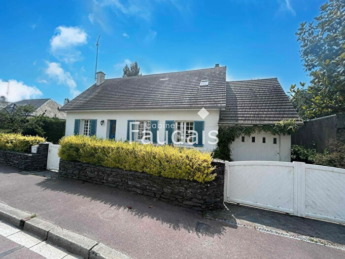 Maison à vendre - Surville - 5 pièces - 3 chambres