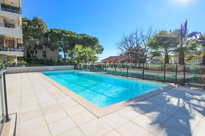 Appartement à vendre - Nice, Corniche Fleurie - 2 pièces - 1 chambre