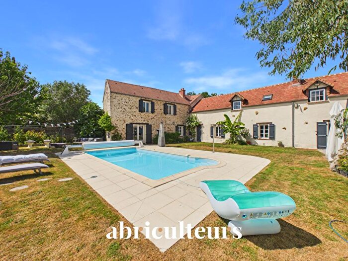 Maison 7 pièces à Vert-le-Grand, à vendre