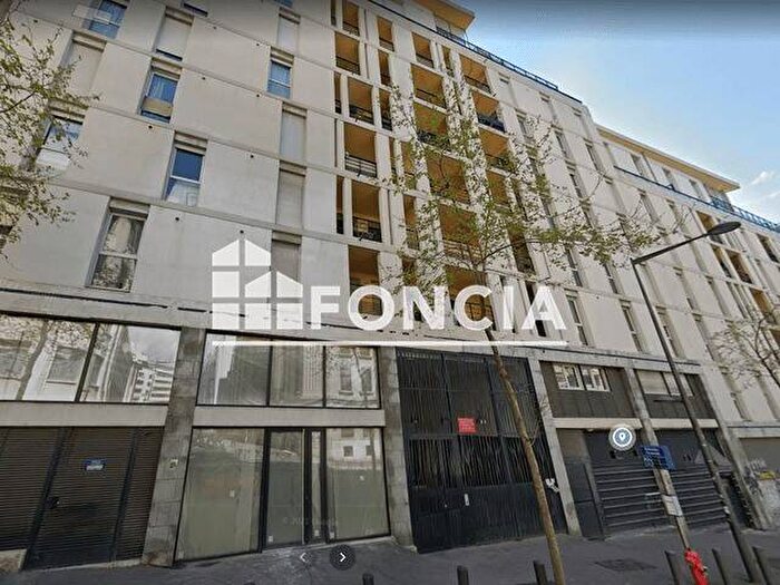 Appartement à louer - Belsunce, Marseille er - 3 pièces - 2 chambres