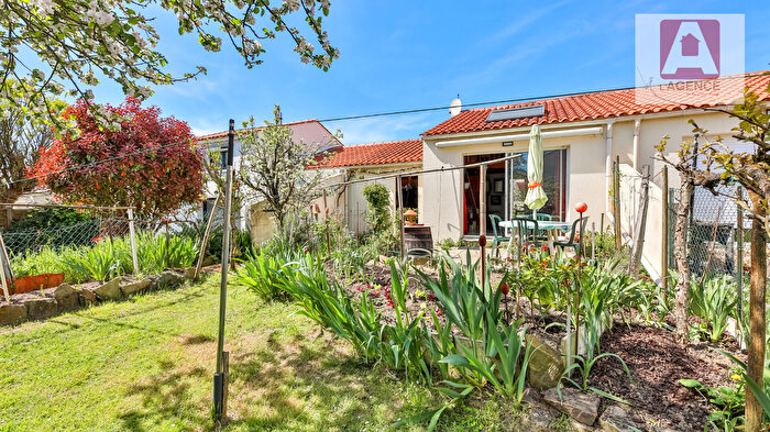 Maison à vendre - Saint-Gilles-Croix-de-Vie - 2 pièces - 1 chambre