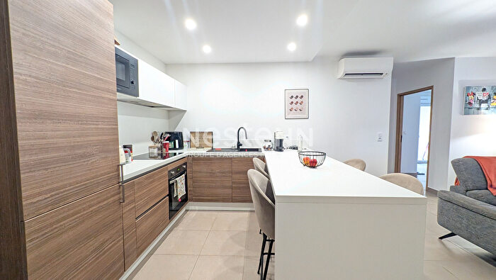 Appartement à vendre - Bastia, Lupino - 3 pièces - 2 chambres